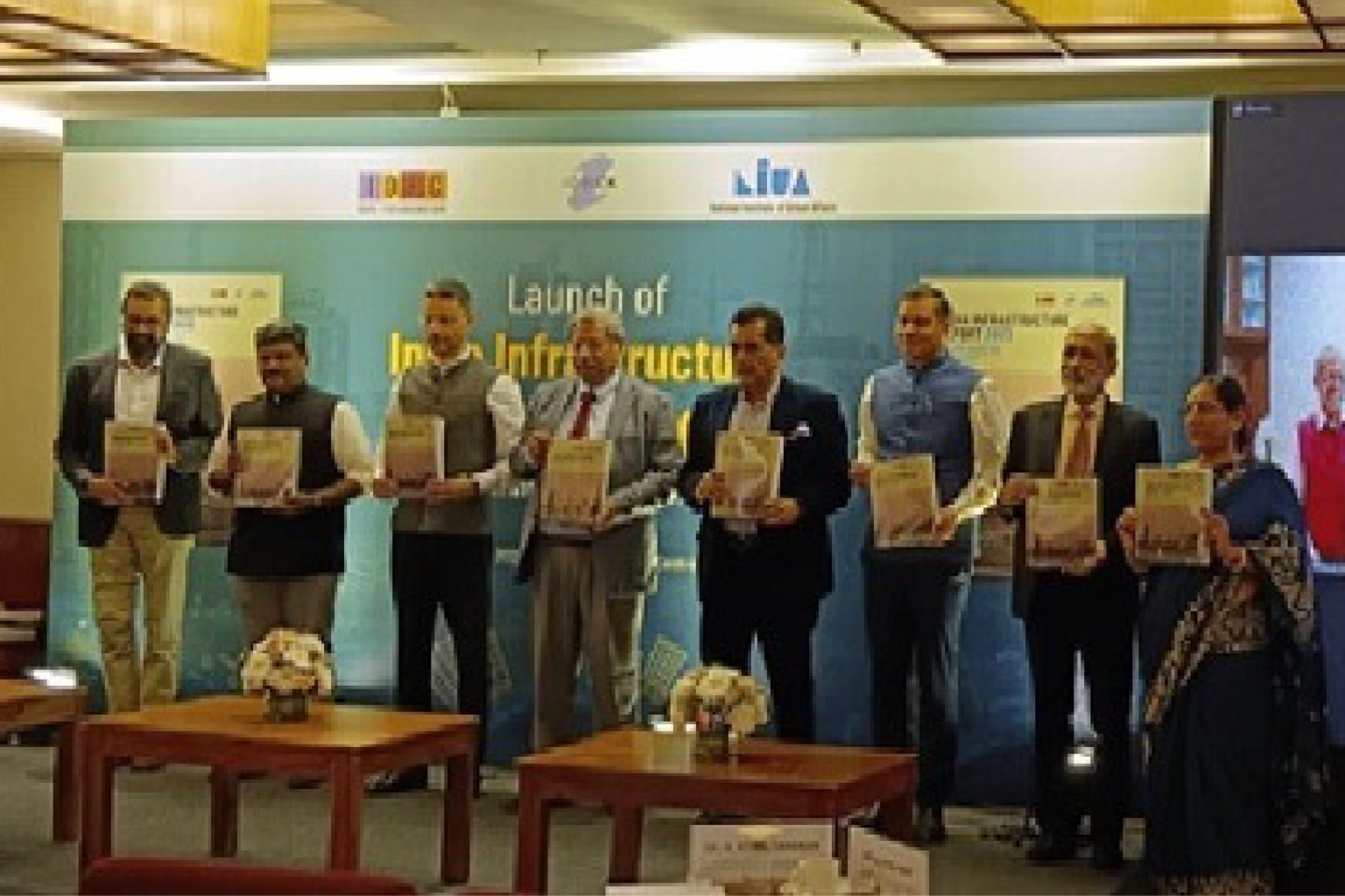 Who We Are – Ideck